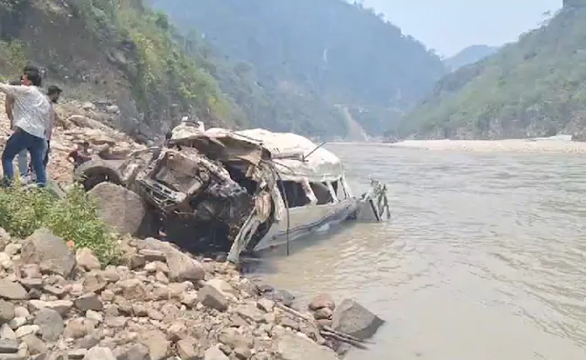 Uttarakhand Tragedy: 14 Dead After Tempo Traveller Falls Into Gorge